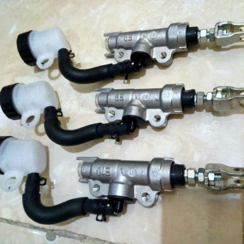 Jual Master Kit Belakang Original Yamaha R15,nva,xabre,r25 Di Seller ...