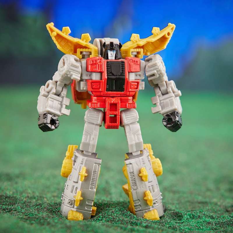 Jual Transformers Legacy Evolution Core Class Dinobot Snarl Action ...
