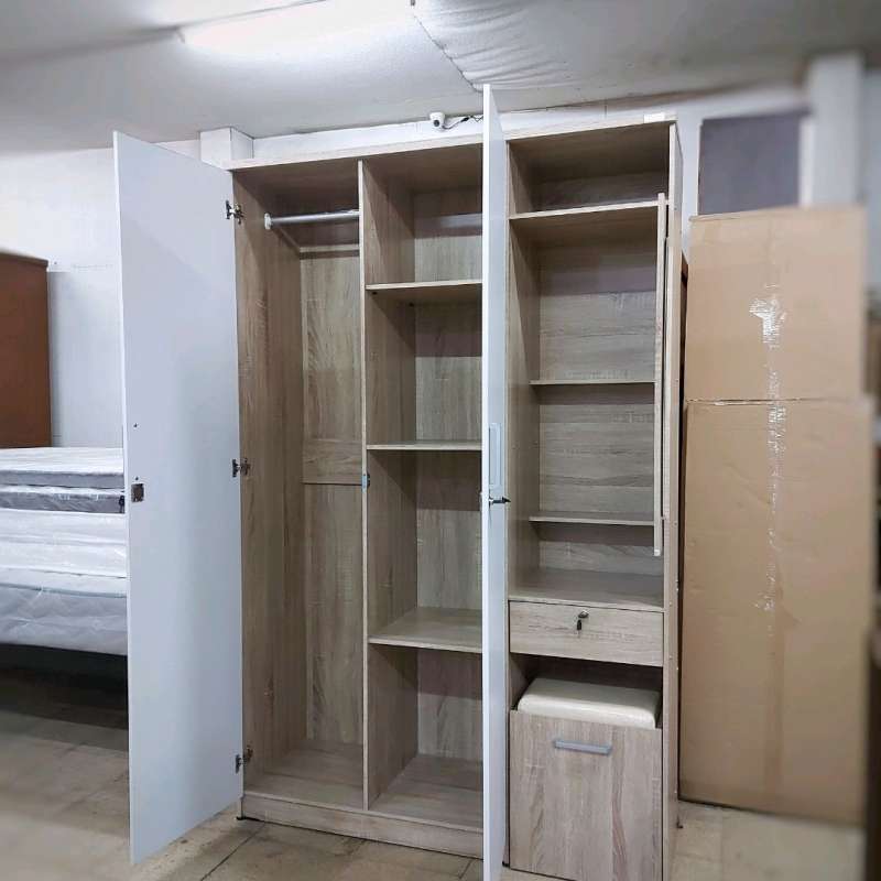 Jual Lemari Pakaian + Meja Rias Cermin + Puff Minimalis - Rak Baju ...