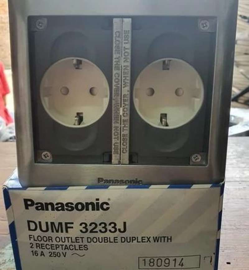 Jual Stop Kontak Lantai Double Floor Outlet DUMF3233J Panasonic Duplex ...
