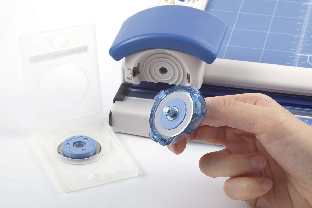 Jual Pemotong Kertas Carl Type RT-200 Rotary Disk Cutter di Seller ...