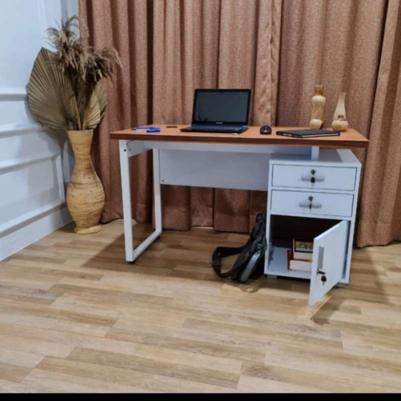 Promo New Meja Tulis Meja Sekretaris Meja Satpam Meja Kantor Mt 132 Mt 566 - 566 Diskon 7% di ...
