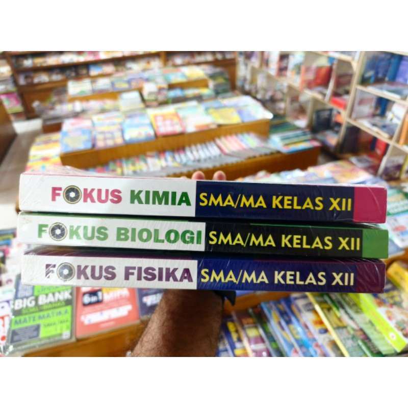 Jual Buku Soal Fokus Kimia, Fisika, Biologi SMA/MA Kelas XII - FISIKA di Seller Cerdas Media ...