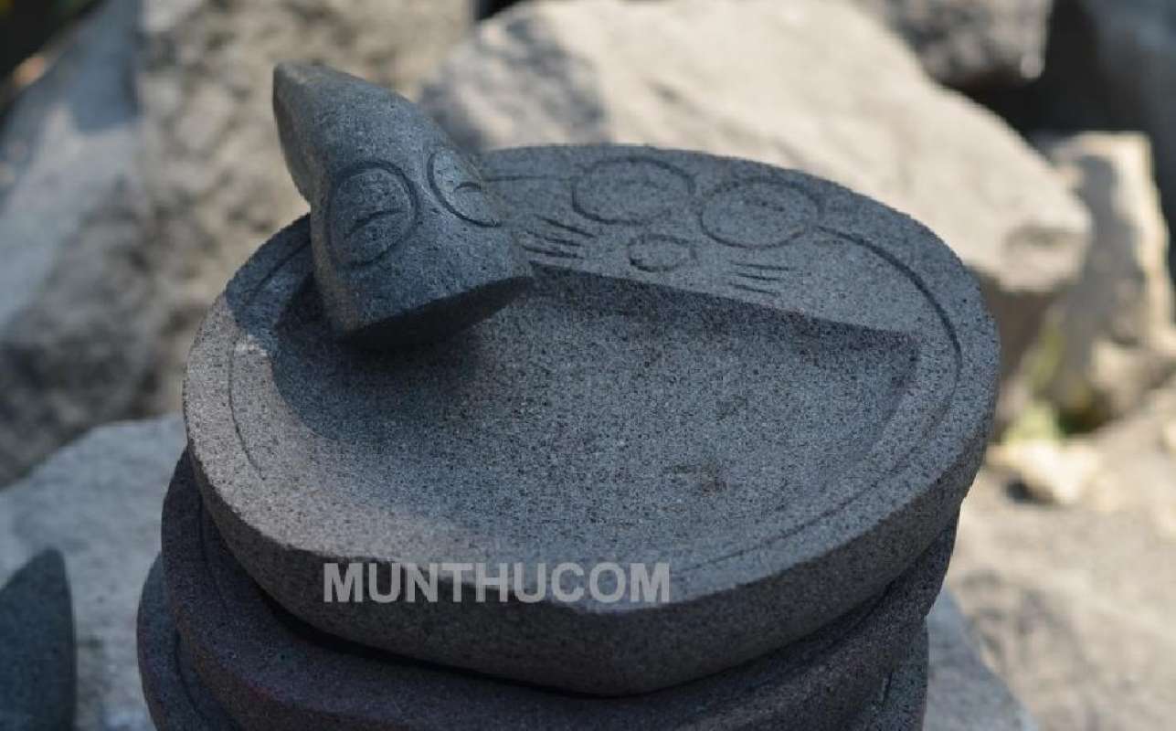 Jual Cobek Doraemon Batu Kali + Ulekan Mata di Seller MunTHuCom ...