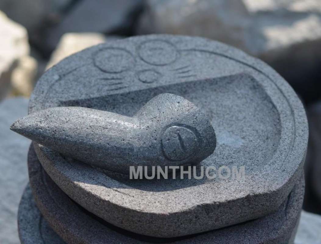 Jual Cobek Doraemon Batu Kali + Ulekan Mata di Seller MunTHuCom ...