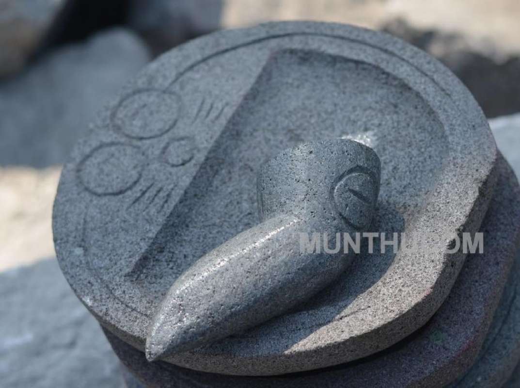 Jual Cobek Doraemon Batu Kali + Ulekan Mata di Seller MunTHuCom ...