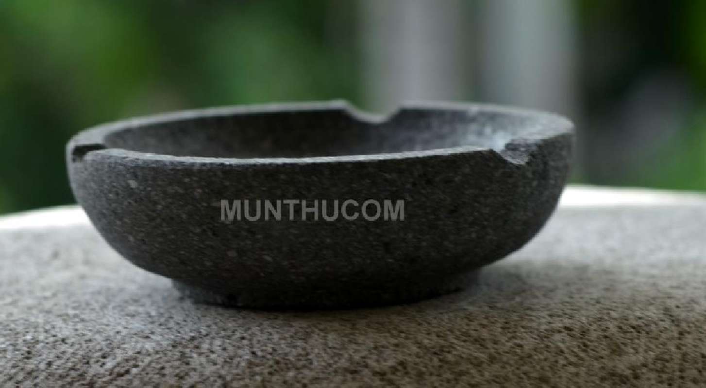 Jual Asbak / Tempat Abu Batu Gunung Merapi (bentuk Cobek) Ukuran 10cm ...
