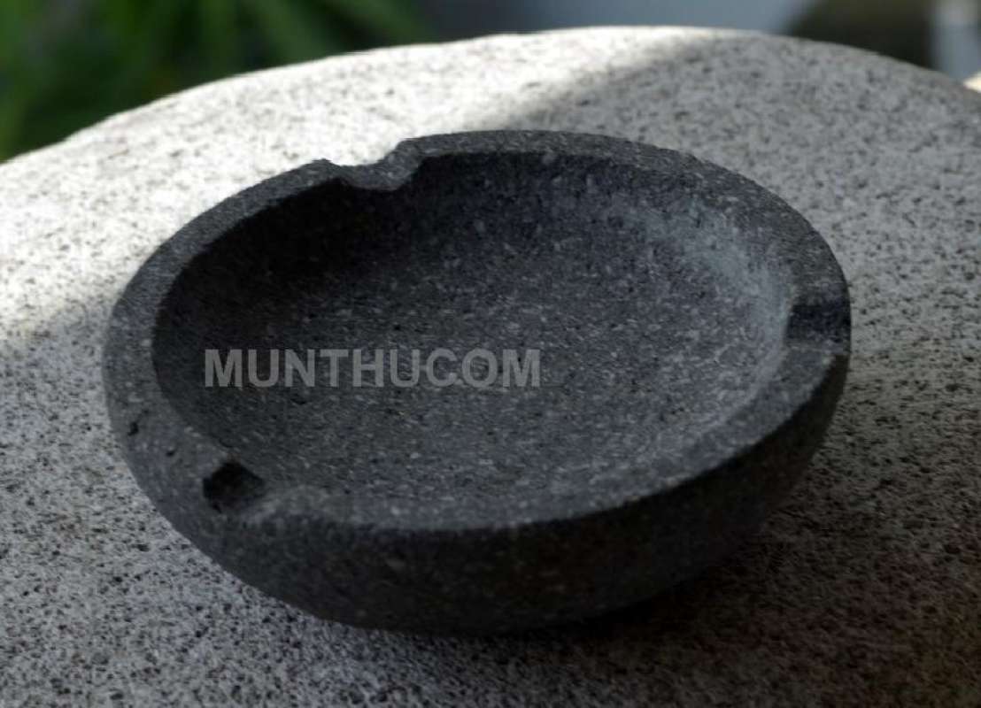 Jual Asbak / Tempat Abu Batu Gunung Merapi (bentuk Cobek) Ukuran 10cm ...