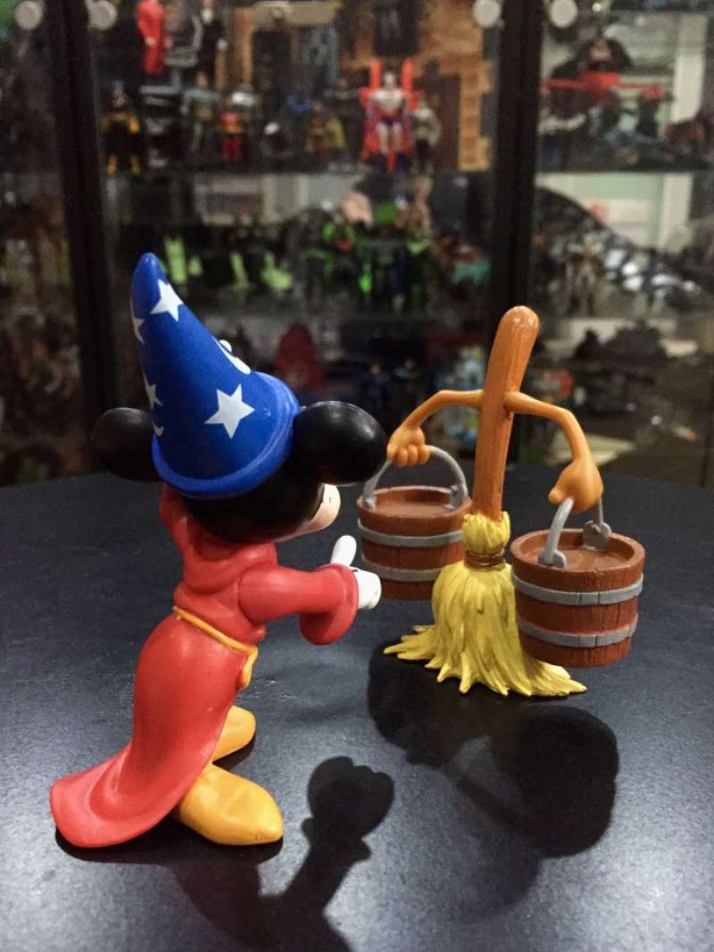 Jual Disney Mini Figure World 1940 Fantasia Mickey Mouse Di Seller ...