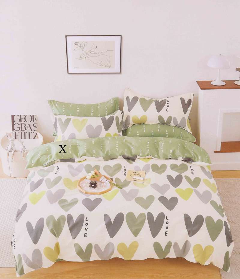 Jual Bedcover Set Satin Square Choco / Square Cream / Kody / Love ...