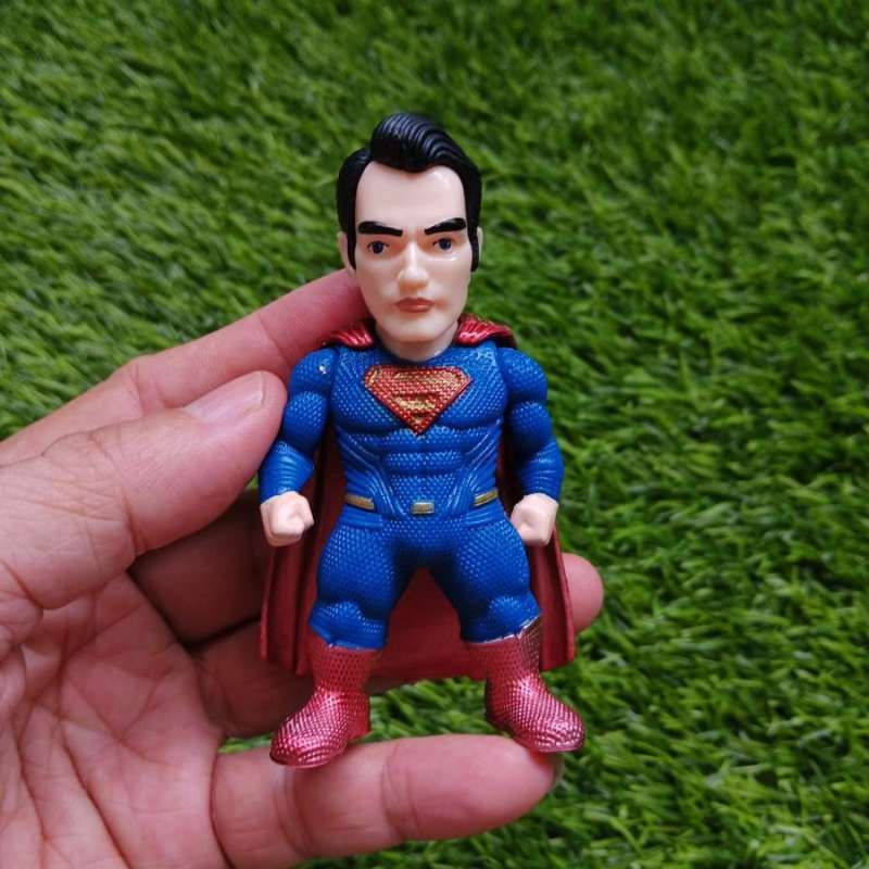 chibi superman figure