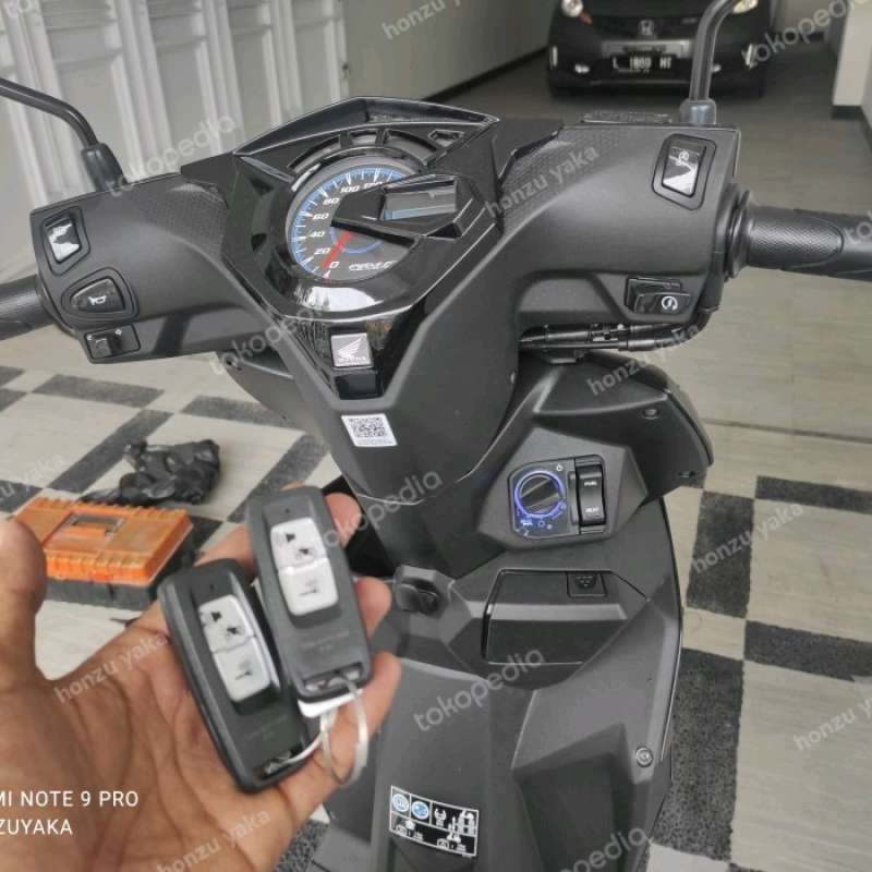 Promo Dapat Dua Remot Keyless Original Pcx 160 Untuk New Beat Diskon 33 ...