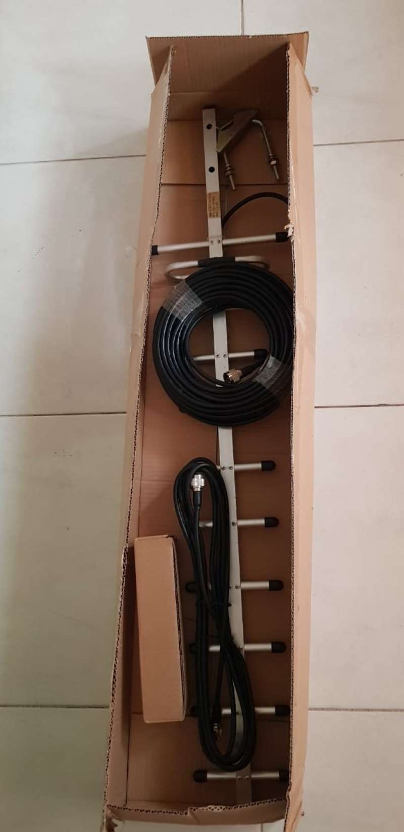 Jual Antenna Yagi Outdoor 900mhz 13dbi + 10 Meter Cable + Antenna ...