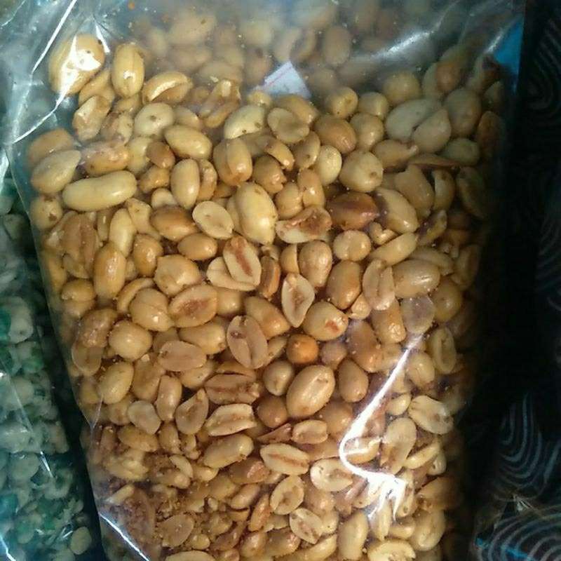 Jual Makanan Ringan/kacang-kacangan Snack Lebaran - Kacang Tojen 500gr ...