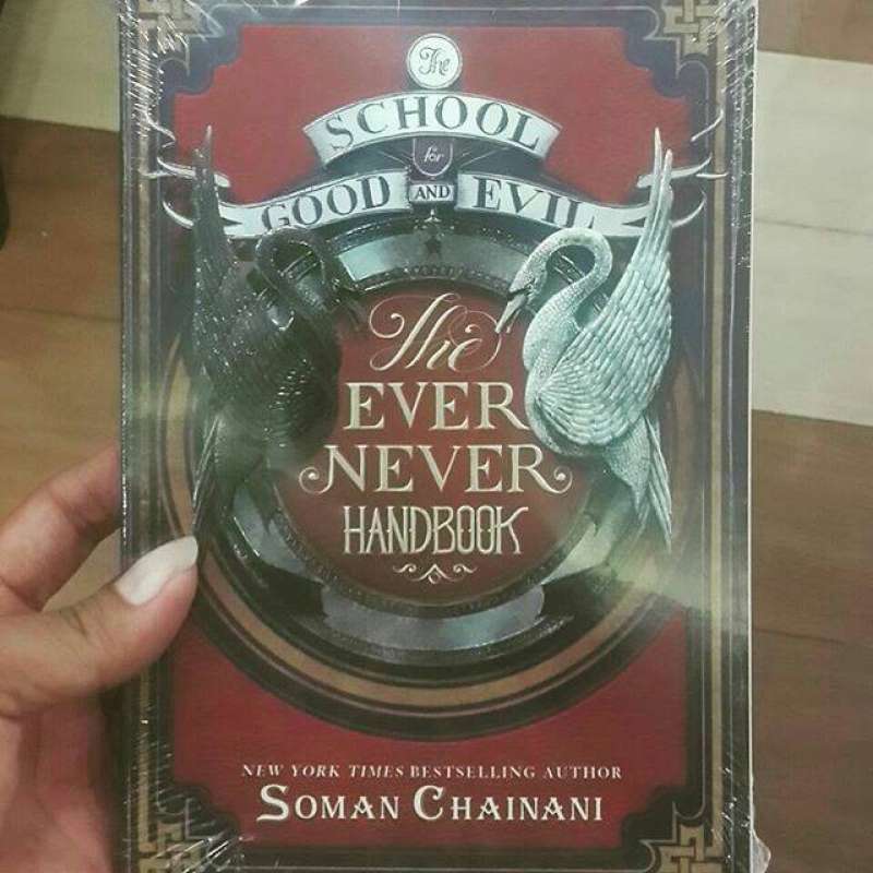 Promo The School For Good And Evil: The Ever Never Handbook Diskon 27% ...