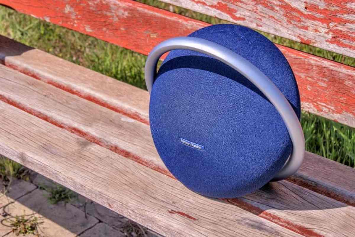 Jual Harman Kardon Onyx Studio 8 Speaker Portable Bluetooth Onyx 8 ...