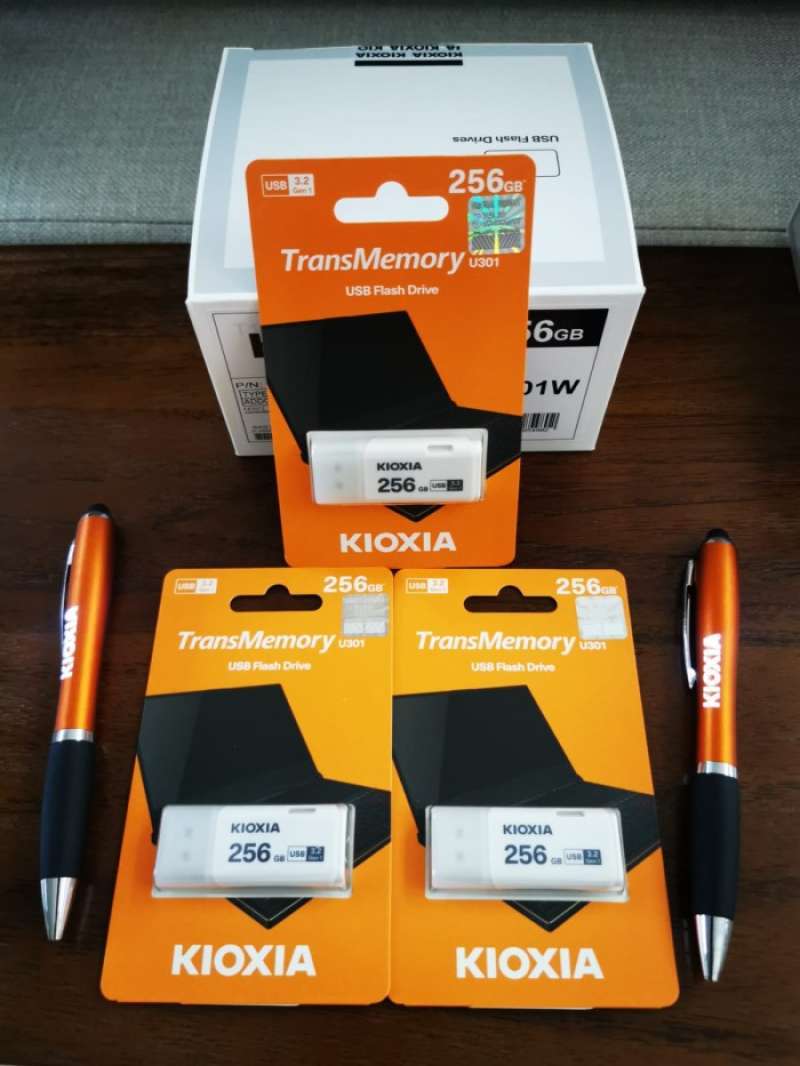 Jual Flashdisk Kioxia 256 Gb Usb 3.2 U301 Original High Speed - Putih ...