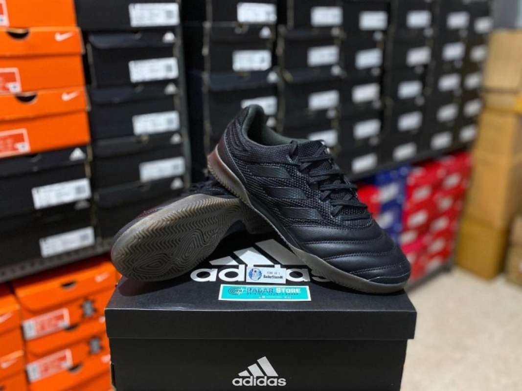 Jual Sepatu Futsal Adidas Copa 20.3 In Sala Core Black G28546 Original ...