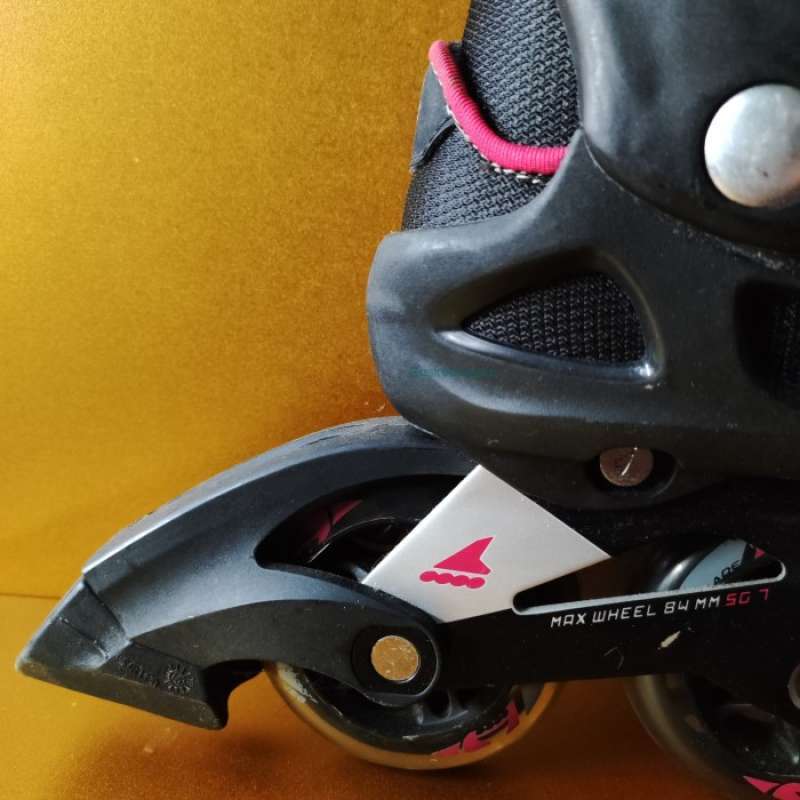 Jual Rollerblade Macroblade Size 36 - 22.5 Cm Di Seller Tombstone - Cengkareng Timur, Kota ...