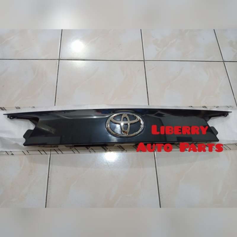 Jual Trunk Lid / Trunklid / Bagasi Belakang Innova Reborn Original Di ...
