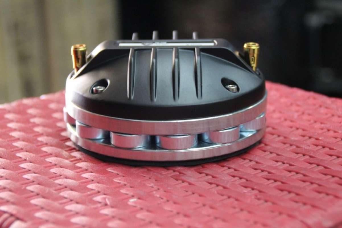 Promo Tweeter / Driver Model De 75 N Line Array Original ( Bukan Rcf ...