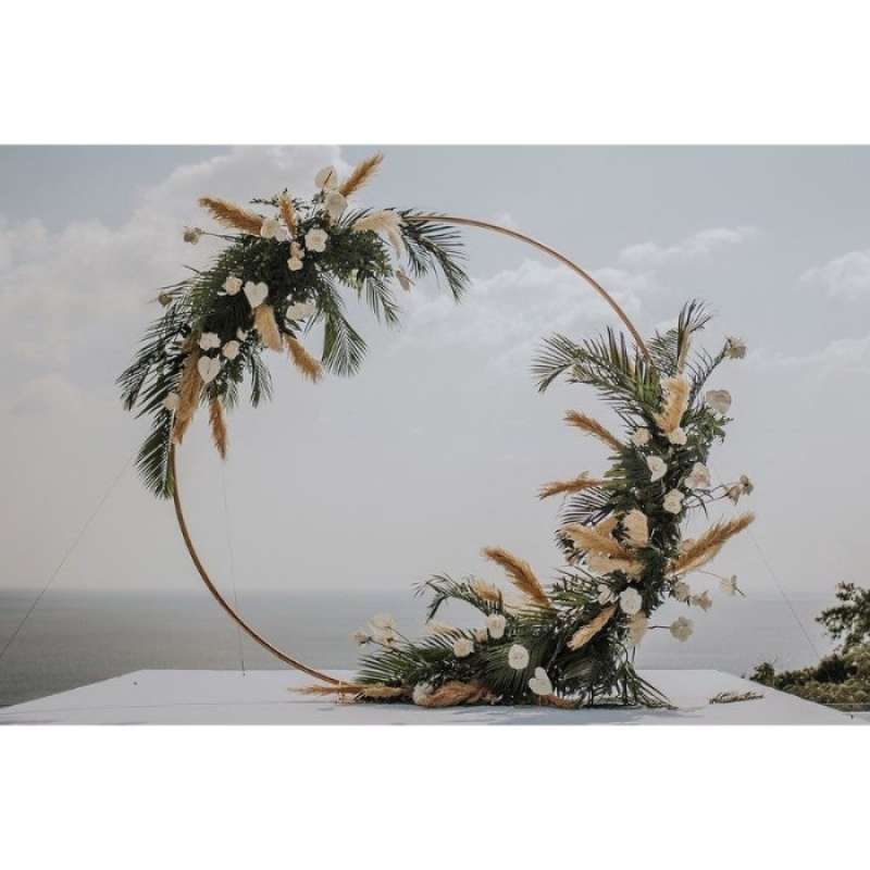 Jual Lingkar Besi Dekorasi / Standing Bulat Backdrop Besi Warna Gold Di ...
