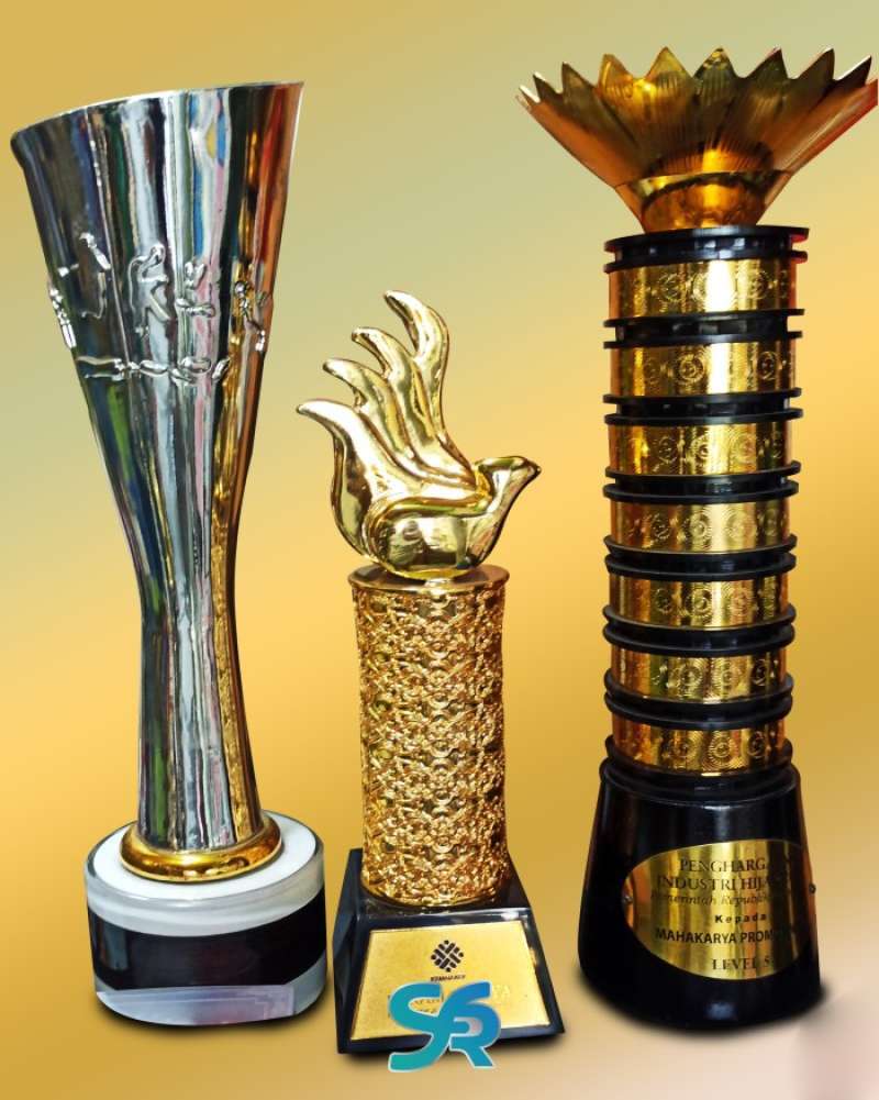 Jual Trophy Piala | Trophy Metal Logam | Trophy Piala Custom Di Seller ...