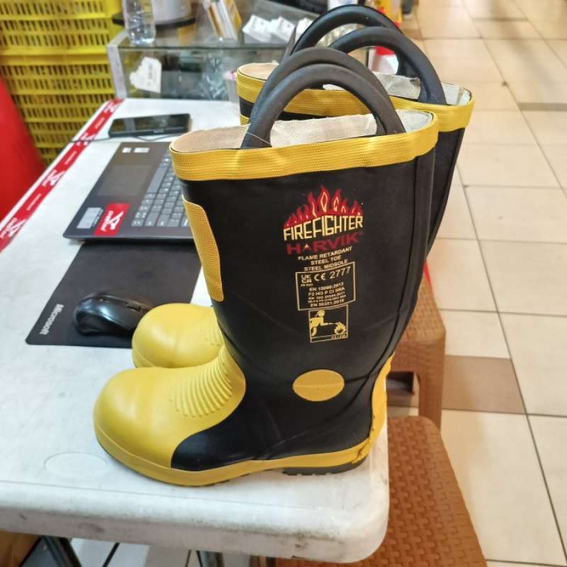 Jual Sepatu Pemadam Kebakaran Harvik Original / Fireman Boot Standar ...