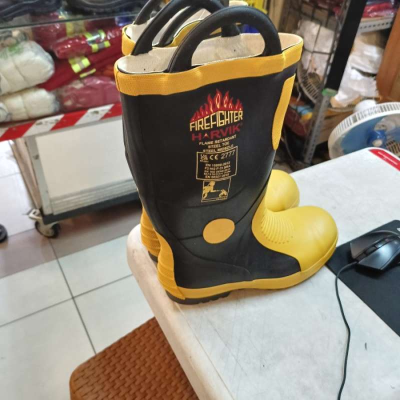 Jual Sepatu Pemadam Kebakaran Harvik Original / Fireman Boot Standar ...