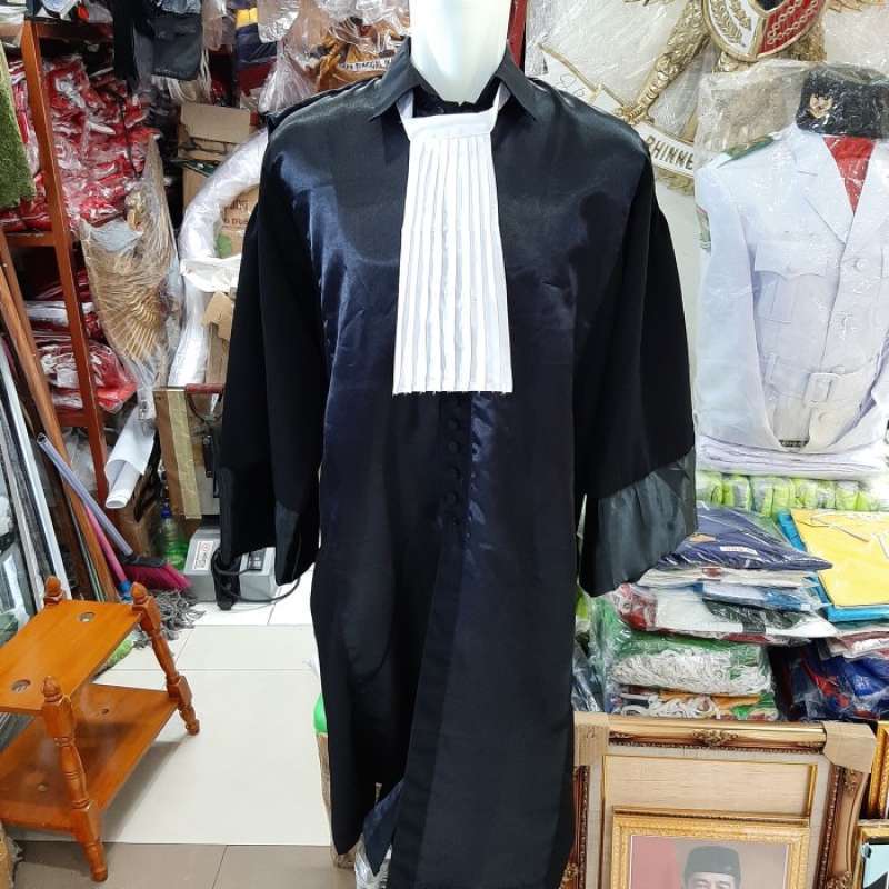 Jual Toga Advokat Pengacara Bahan Jet Black - Xl Di Seller Zati Shop ...
