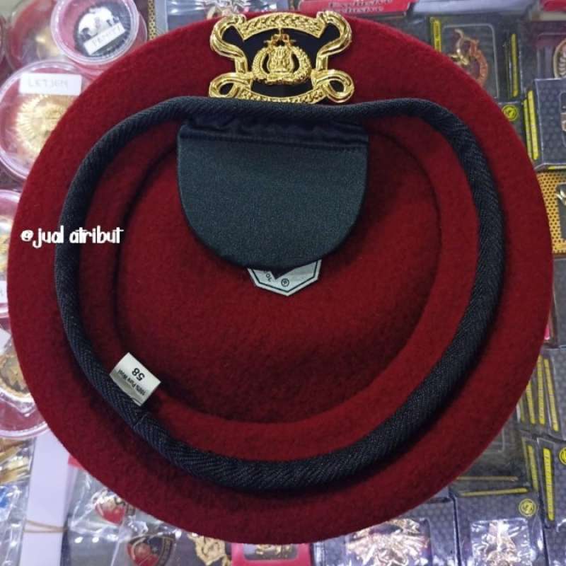 Jual Baret Merah Camel + Emblem Reserse/densus Reskrim Mika Exclusive ...