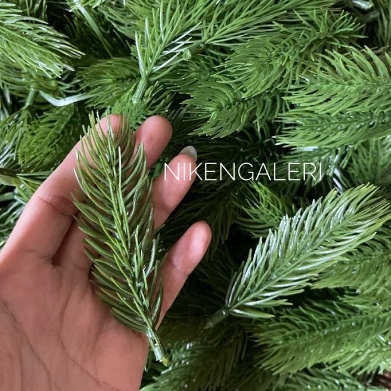 Jual Daun Cemara Tunggal Artificial- Hiasan Natal/hampers Di Seller ...