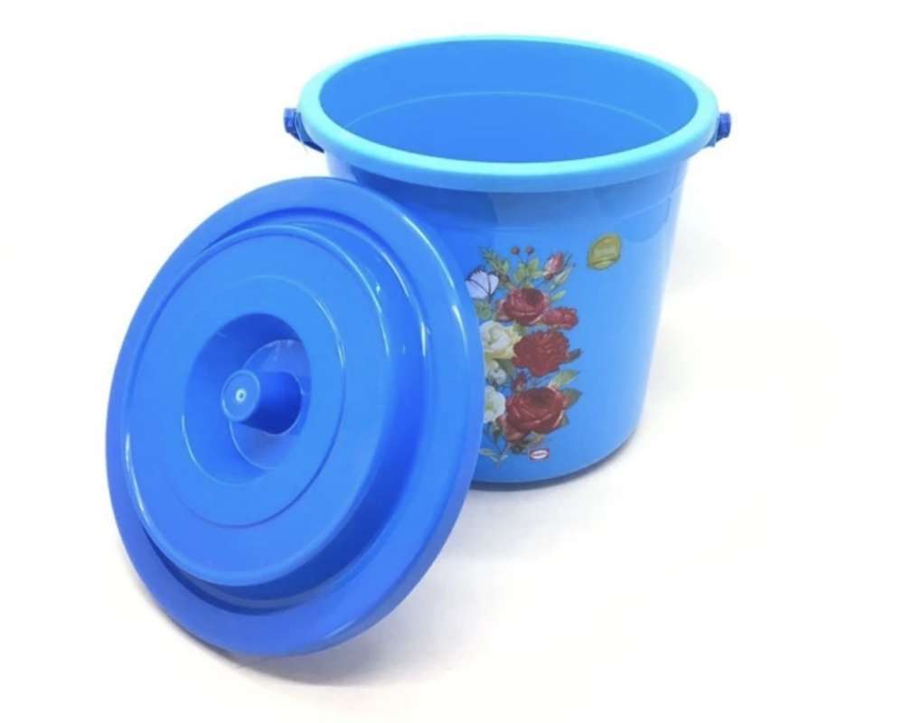 Jual Ember Plastik 6 Galon Deluxe Shinpo Dengan Tutup Kapasitas 22 ...