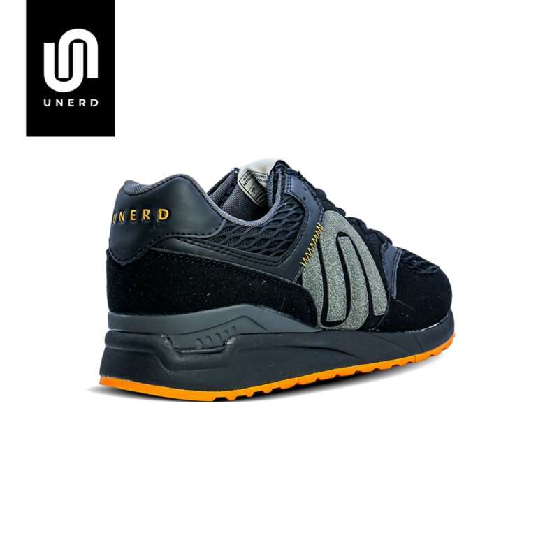 Jual Un3rd Dhigh Jett Black | Sepatu Sneakers Casual Pria - 43 Di ...