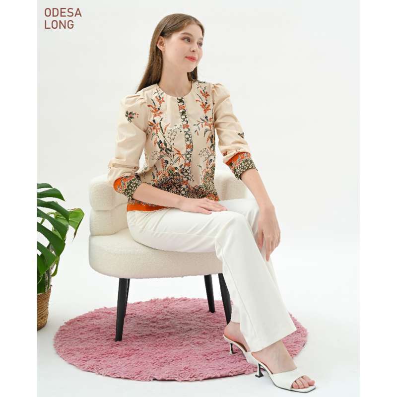 Jual Evercloth Odesa Long Atasan Batik Lengan Panjang Puff Blus Batik ...