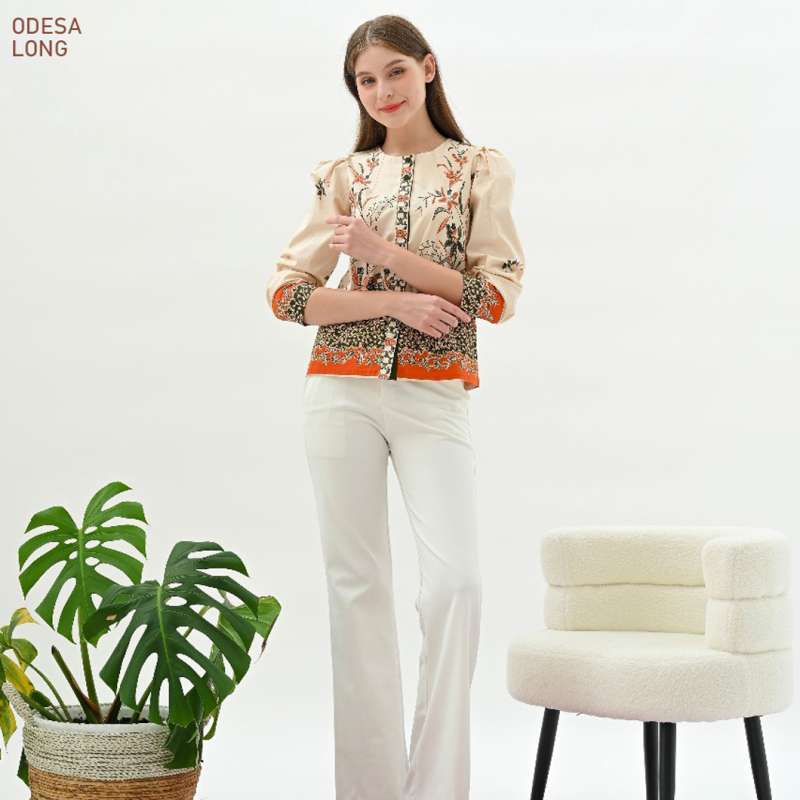 Jual Evercloth Odesa Long Atasan Batik Lengan Panjang Puff Blus Batik ...