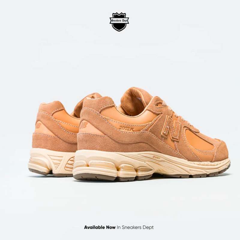 Jual Sepatu Sneakers Pria New Balance 2002r M2002rpl Original - 44 Di ...