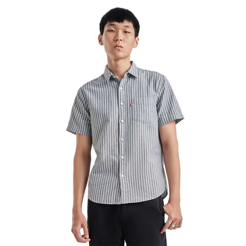 Jual Levi's® Men's Short Sleeve Classic One Pocket Standard (86627-0132 ...