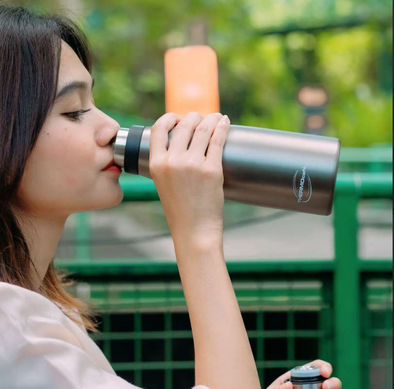 Promo Vacuum Insulated Tumbler With Strap 500ml - Gray Diskon 45% Di Seller Thermos Official ...