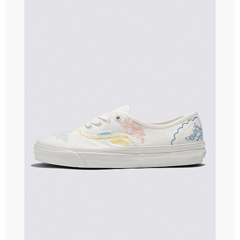 Jual Vans Authentic 44 Dx Sneakers - Linen Blossom Cloud Dancer ...