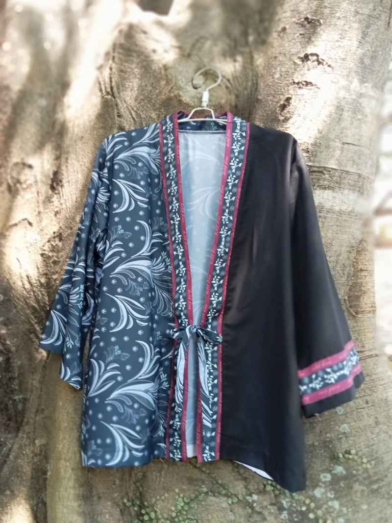 Jual Batik Kina Motif Rampak Bunga Model Haori (pria) Di Seller Batik ...