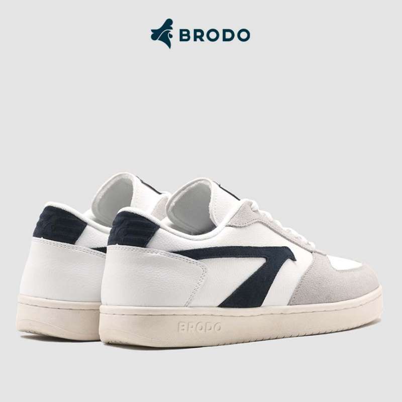Jual Brodo - Sneakers Corado Heritage White Navy Ows - 43 Di Seller ...
