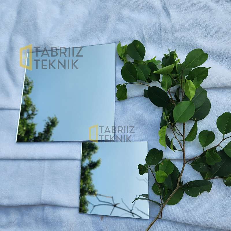 Promo Satuan Dekorasi Kaca Cermin Tempel Dinding Ukuran 24 X 24 Cm ...