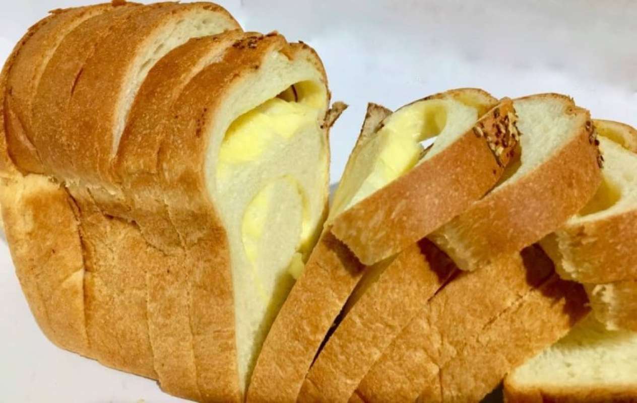 Jual Roti Tawar Keju Di Seller Toko Roti Gelora Bakery - Bali Mester ...