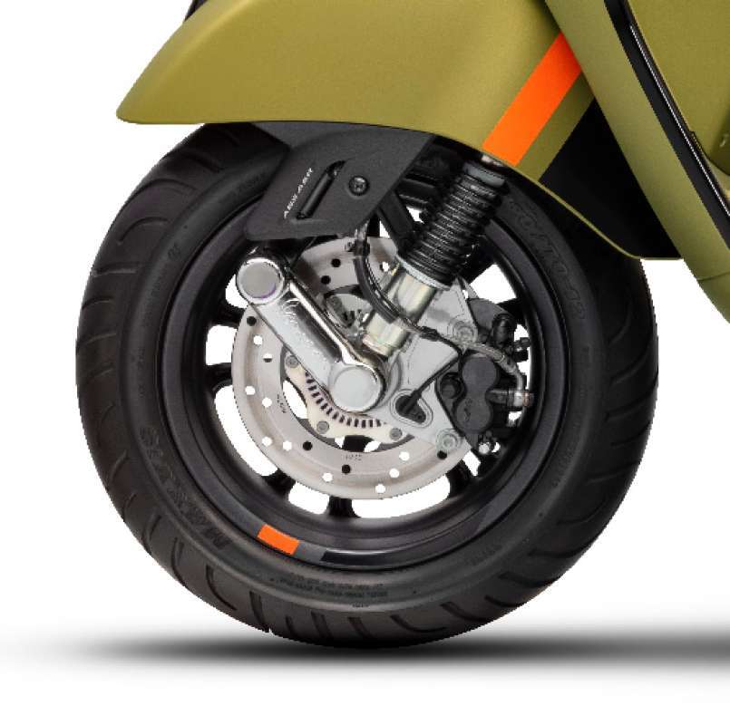 Promo Vespa Gts Super Sport 150 I-get Abs Sepeda Motor [otr Jabodetabek] - No Black Jadetabek ...