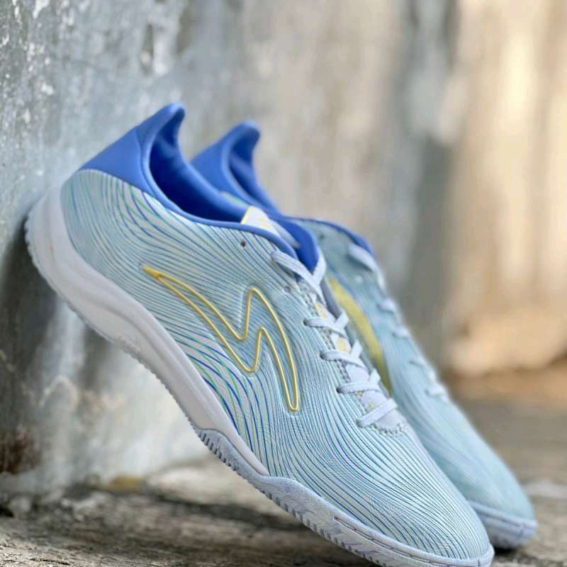 Jual Sepatu Futsal Specs Lightspeed Evolution In New Colours - 41 Torch ...