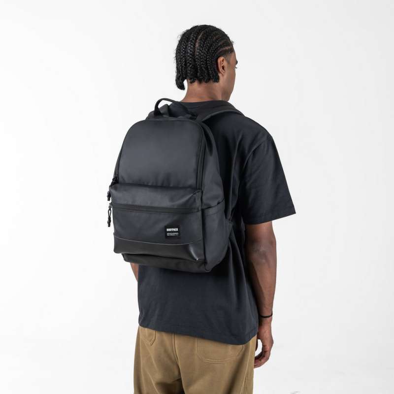 Jual Bodypack Paris 2.0 Lite Daypack - Black Di Seller Bodypack ...