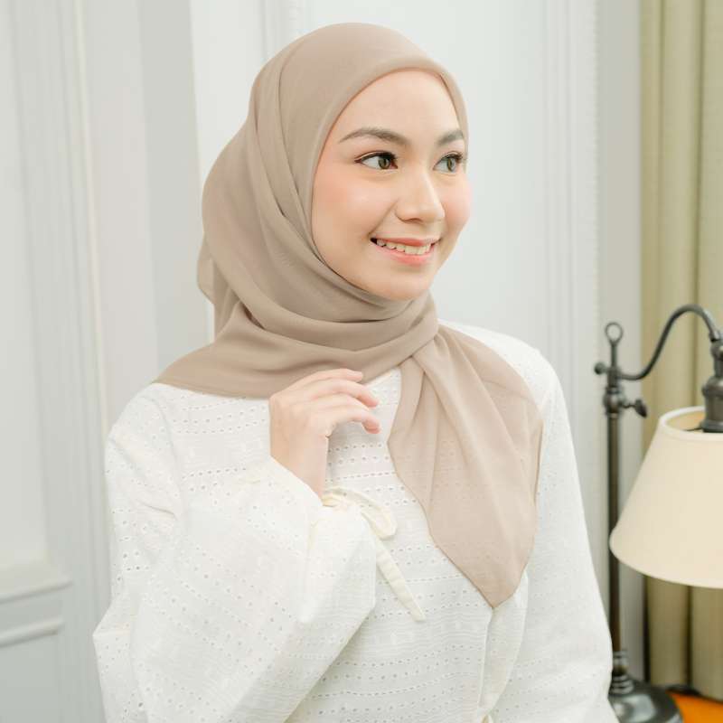 Promo Lozy Hijab - Kirana Paris Plain Japan (hijab Paris Japan Premium ...