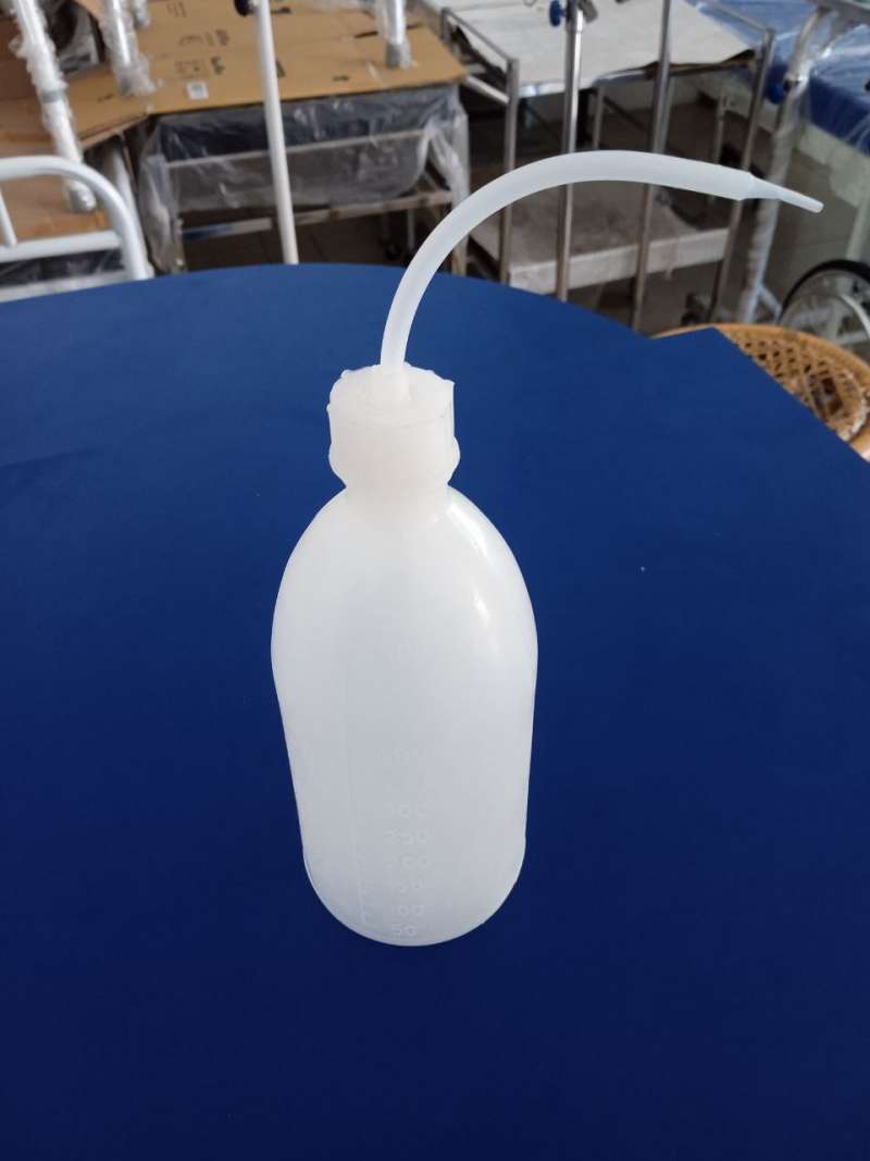Jual Botol Semprot Laboratorium 500ml Plastik / Botol Cuci Aquades Di ...