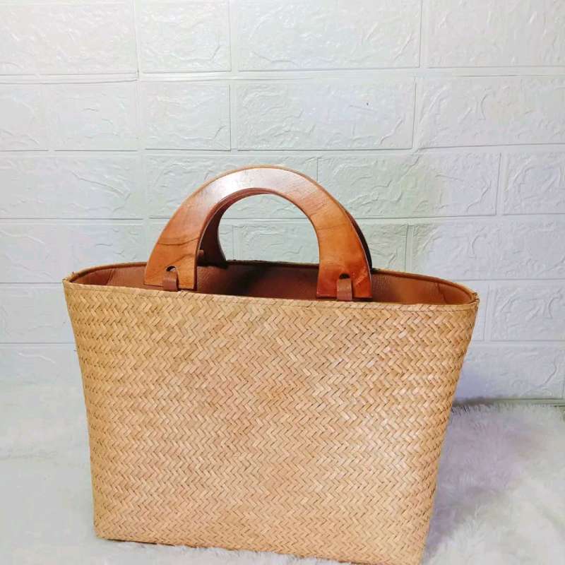 Jual Tas Anyaman Pandan Handle Kayu/tas Etnik/tas Estetik Wanita/hand ...